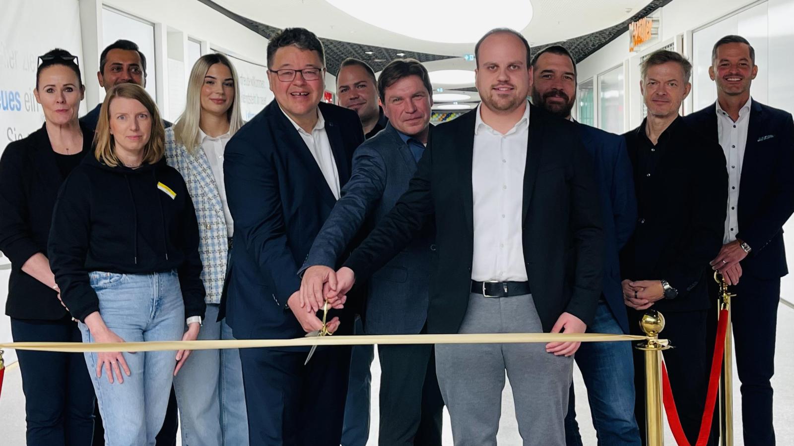 Isar Center feiert Wiedereröffnung | Wochenanzeiger